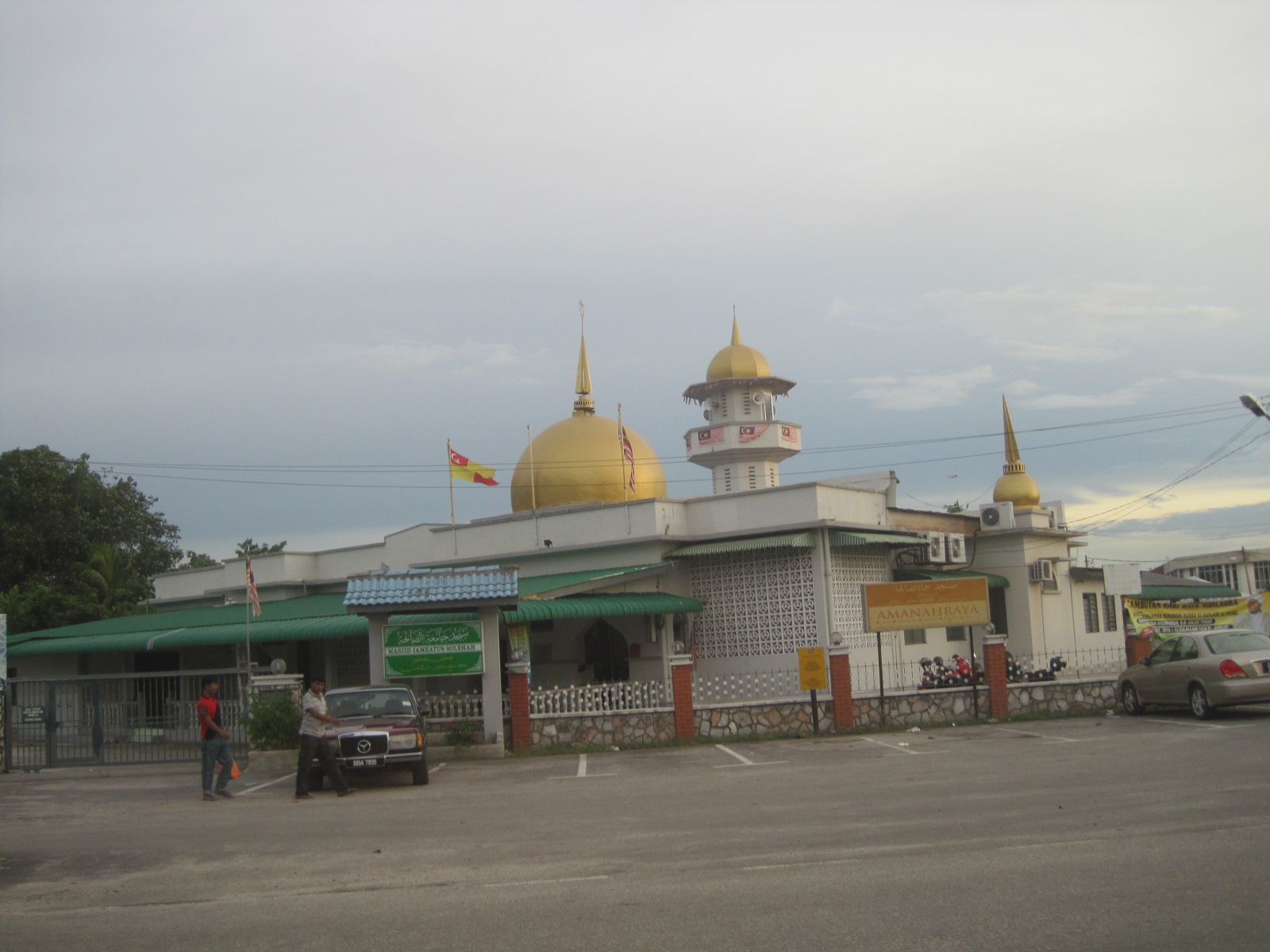 Pekan Dengkil Mosque (Masjid)
