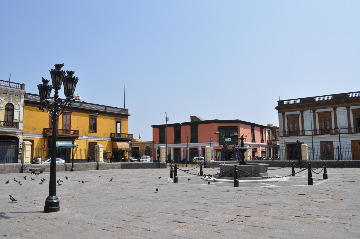 Plaza of San Francisco - Lima