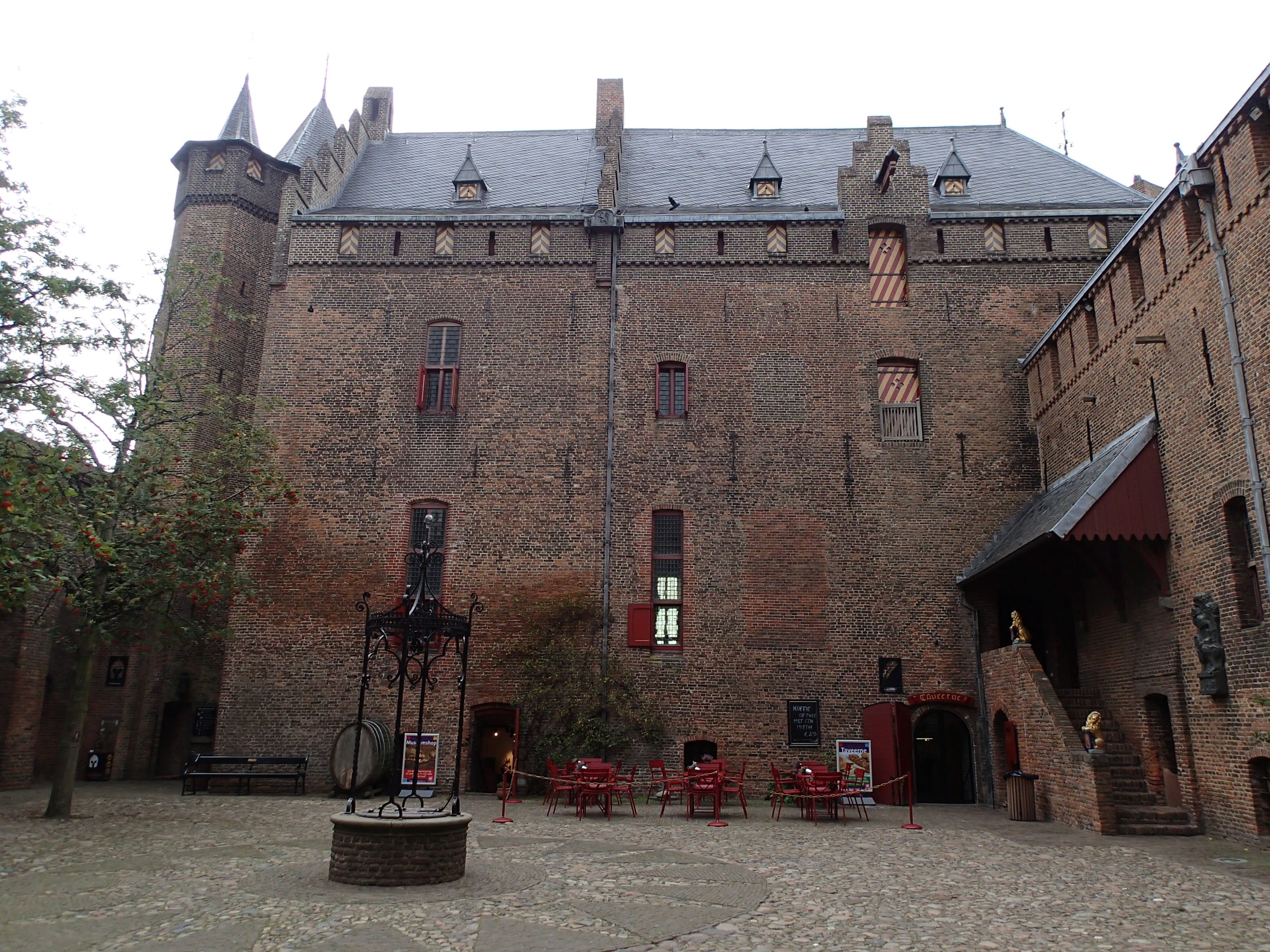 Muiderslot ("Muiden castle")