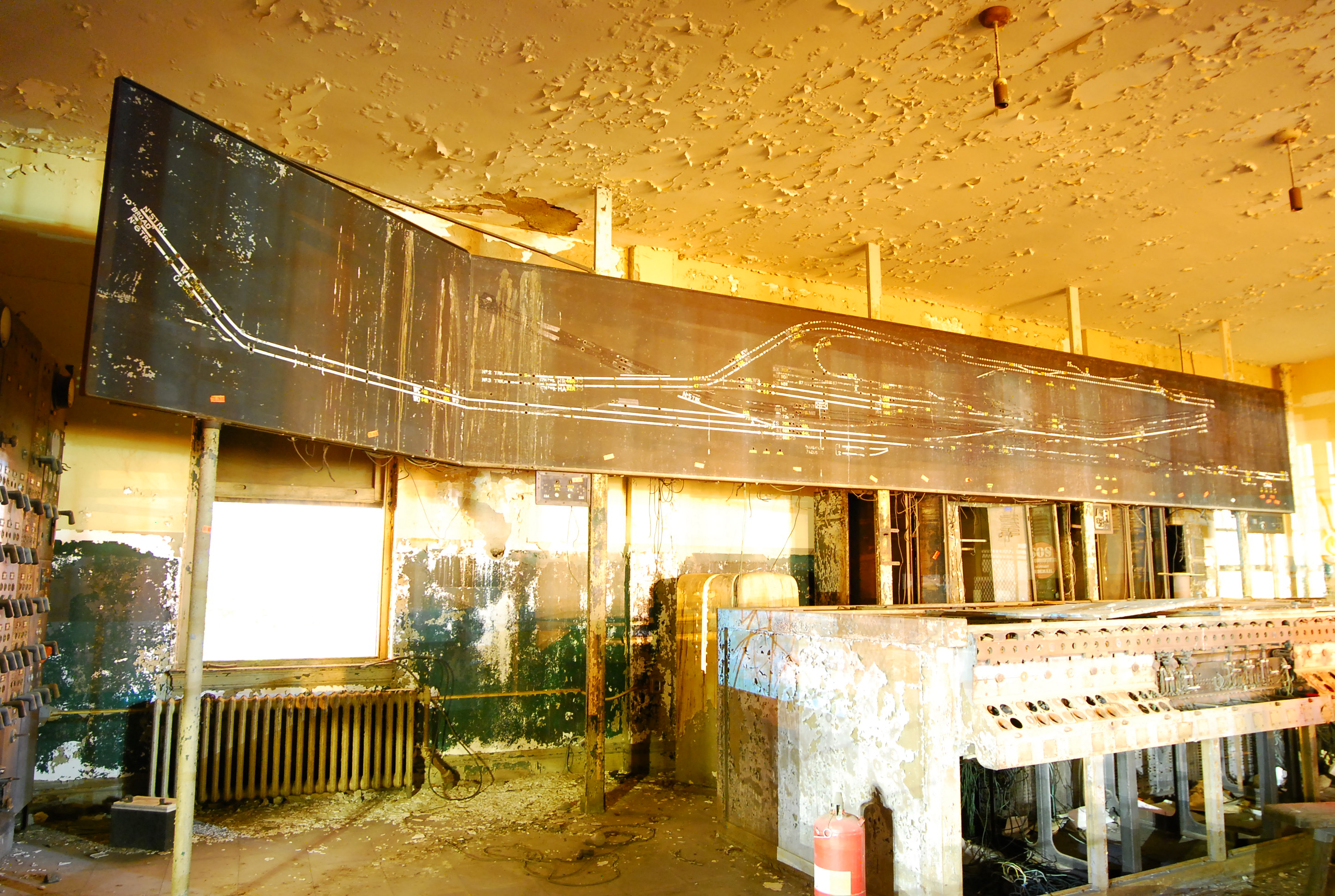 PRR ARSENAL Interlocking Tower (Closed)