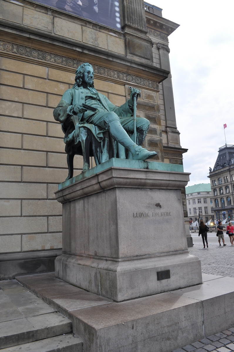 Statue of Ludvig Holberg - Copenhagen Municipality