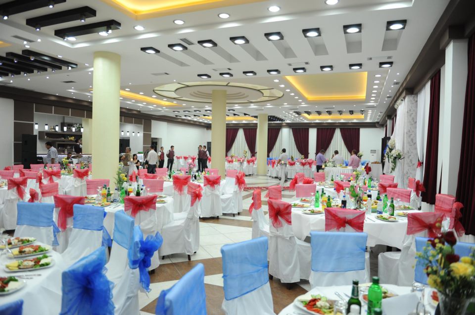 Restorant "Pëllumb Çeka" - Pezë e Vogël