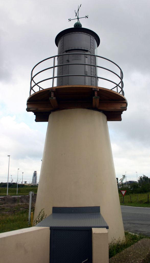 Zeebrugge (Heist) Range Front lighthouse - Heist