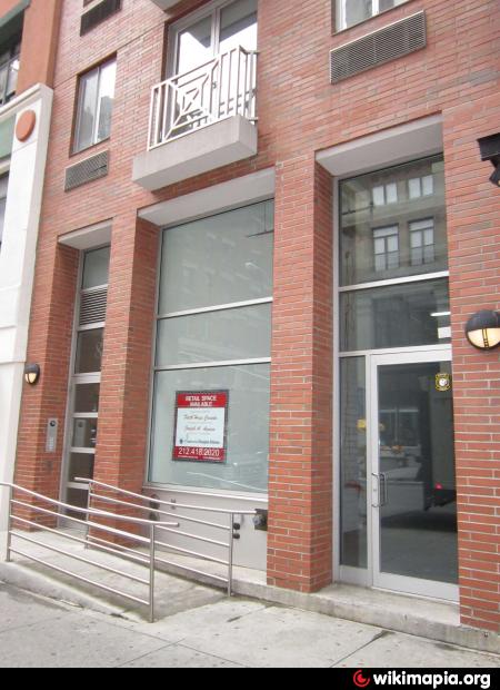 82 University Place