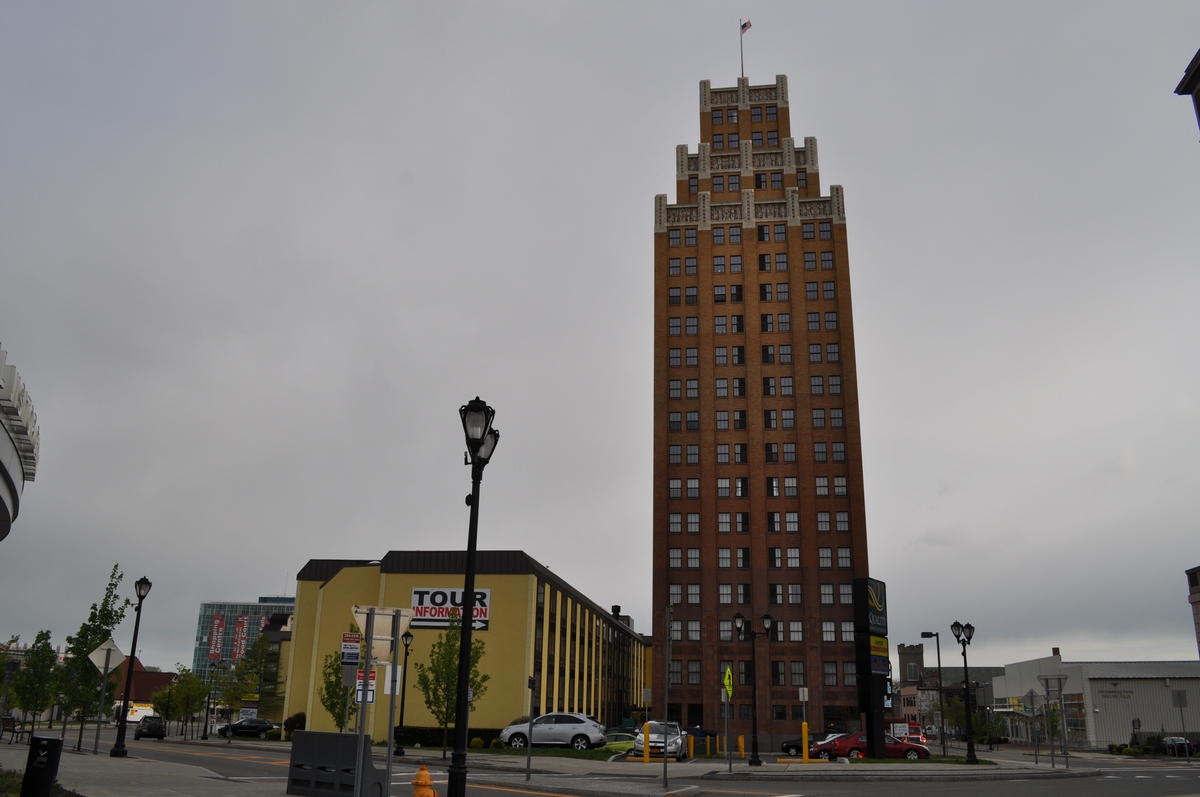 United Office Building / The Giacomo Hotel - Niagara Falls, New York