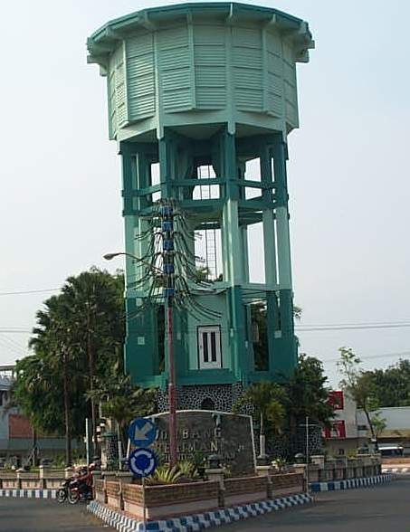 Ringin Contong Jombang Monument - Jombang