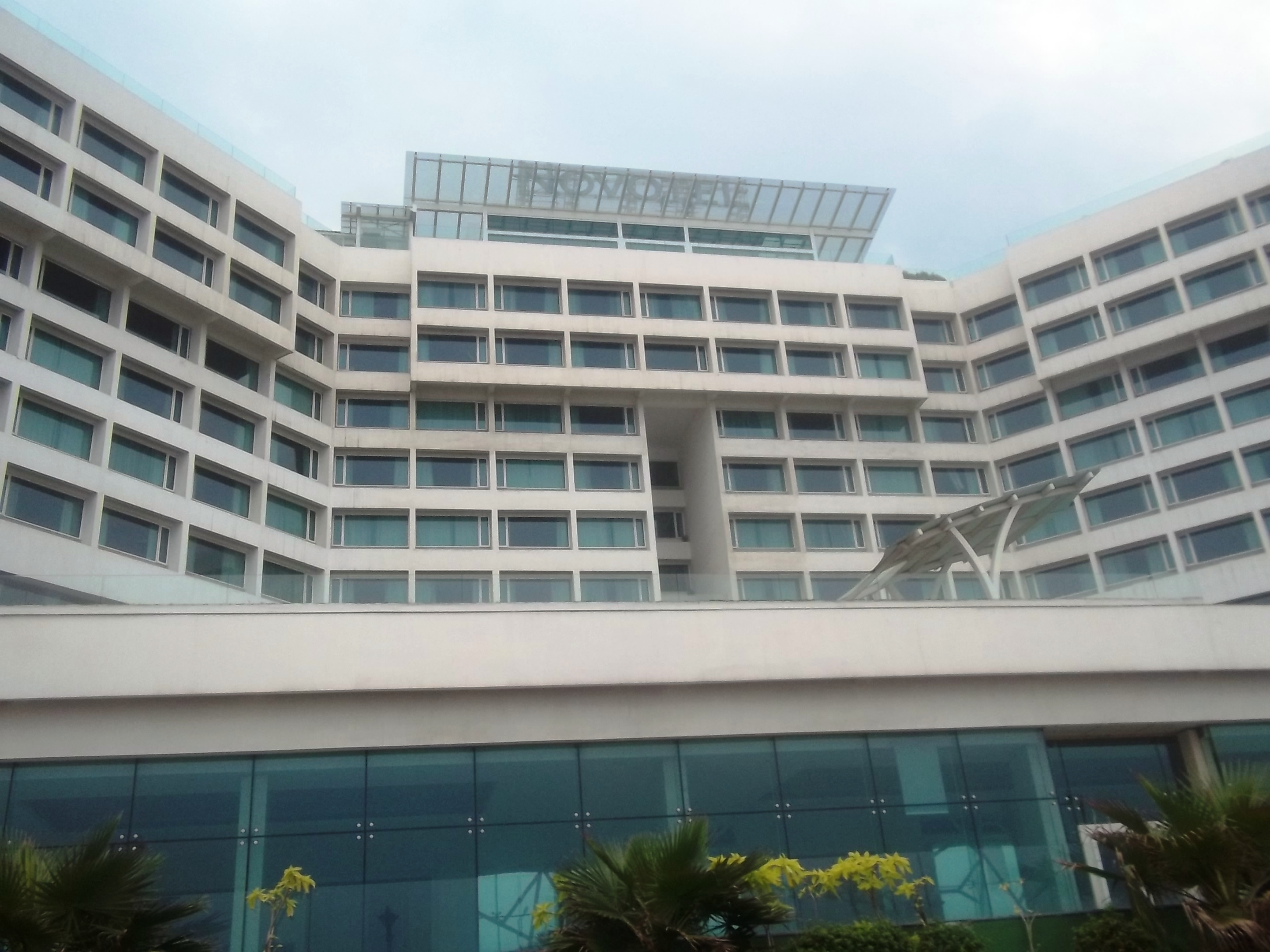 Hotel Novotel Visakhapatnam Varun Beach & INOX Multiplex - Visakhapatnam