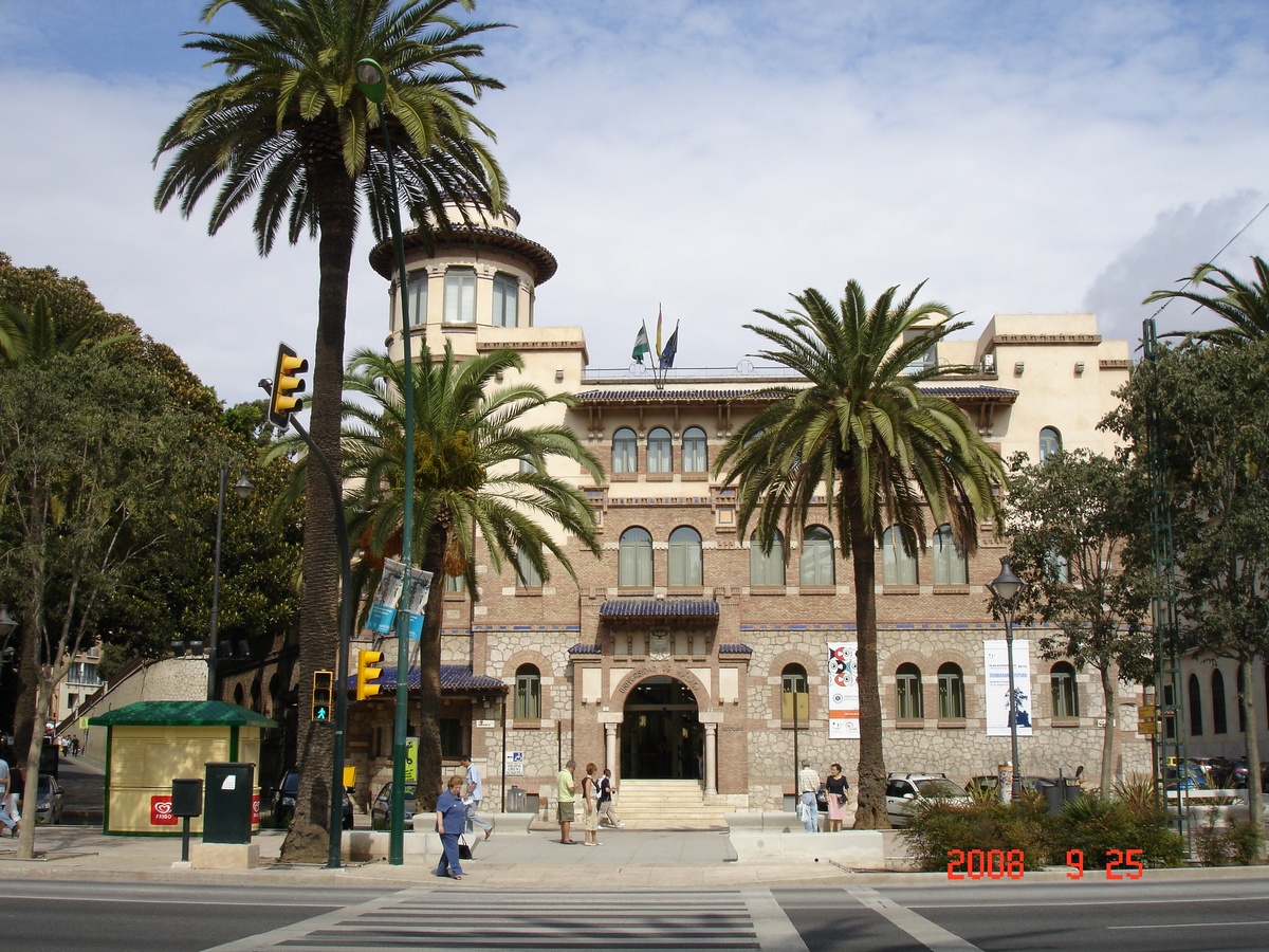 Rectorado Universidad de Málaga - Málaga | Universidad, edificio catalogado