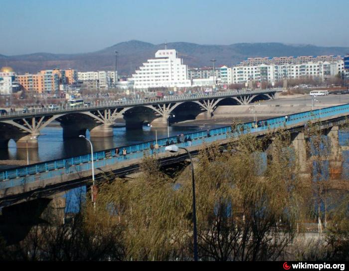 Xinfu bridge