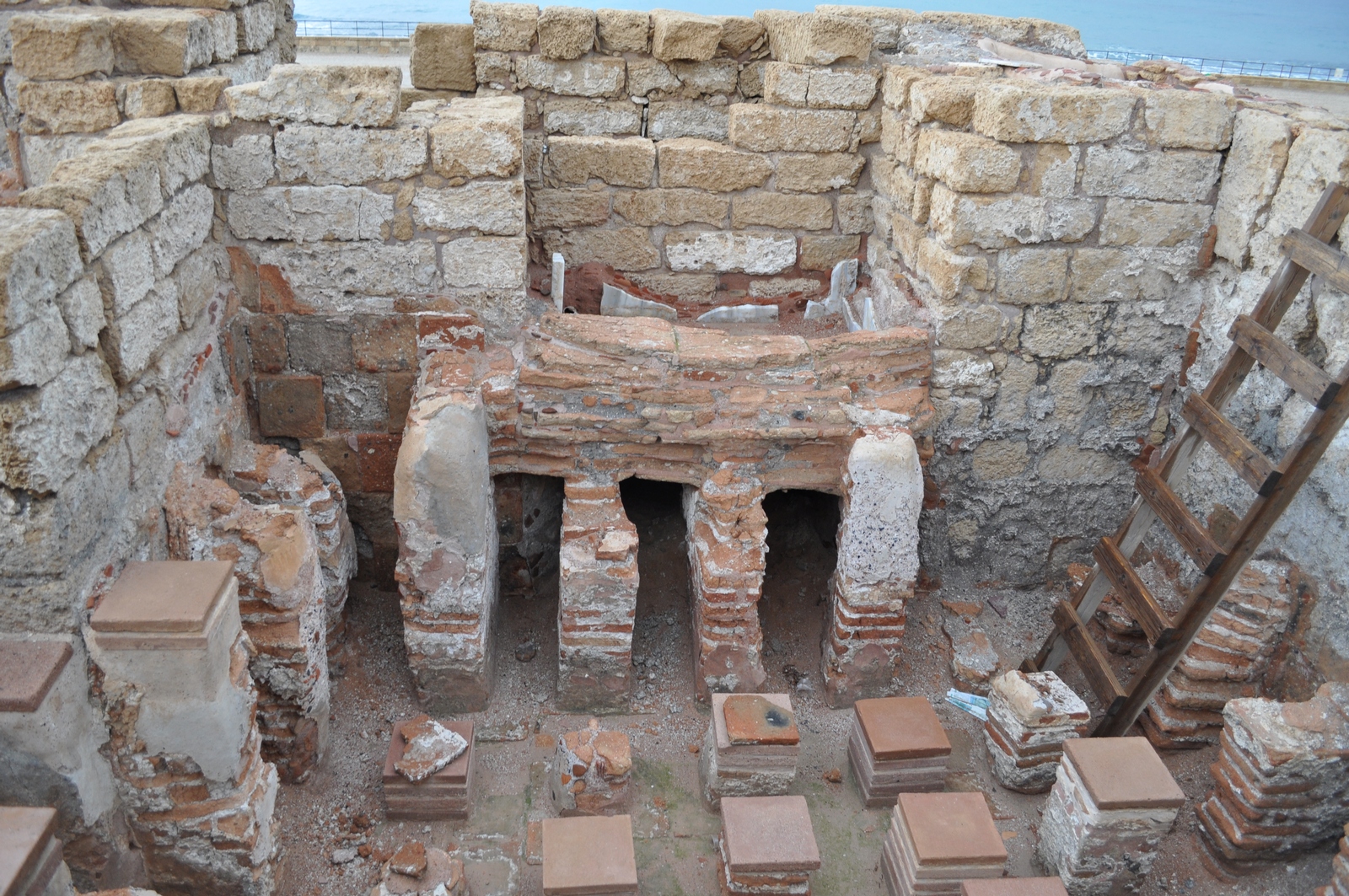 Roman Baths | archaeological site, Roman Empire, bathhouse