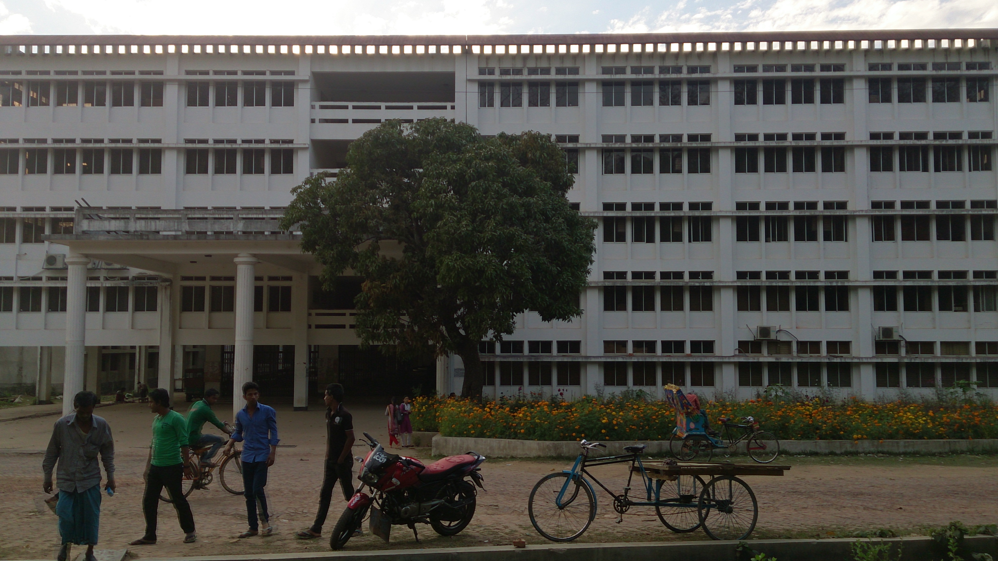 Faculty of Biological Sciences, Building - 1