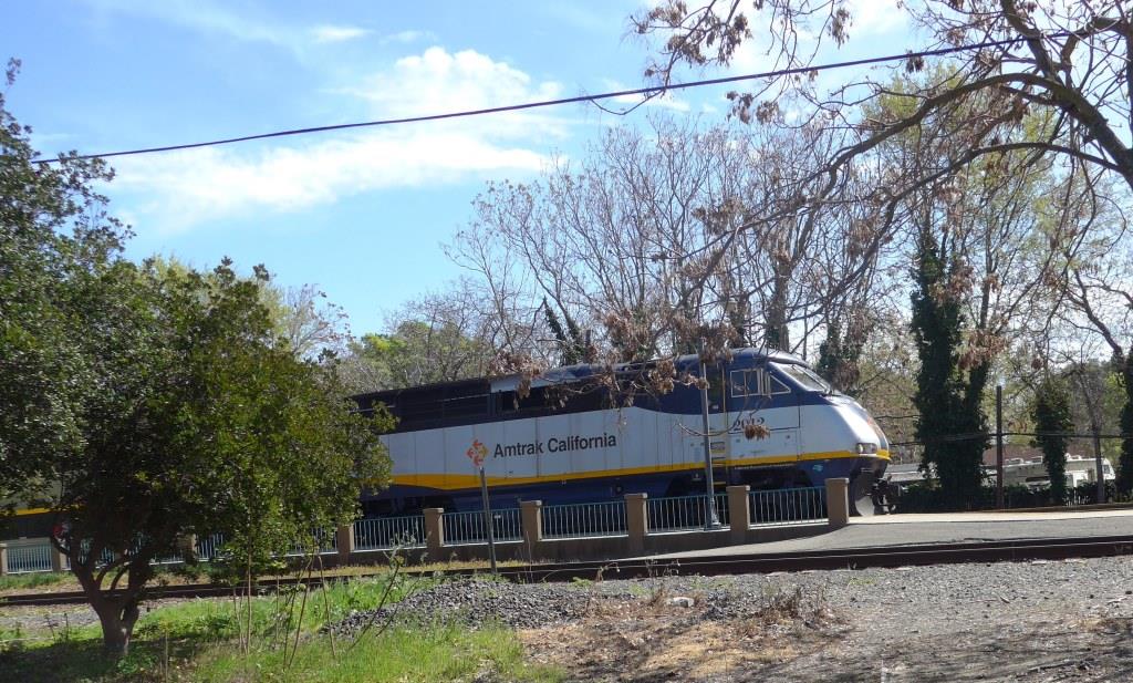 Davis, CA, Amtrak Station-Davis Wye Triangle Station + Parking Lot ...