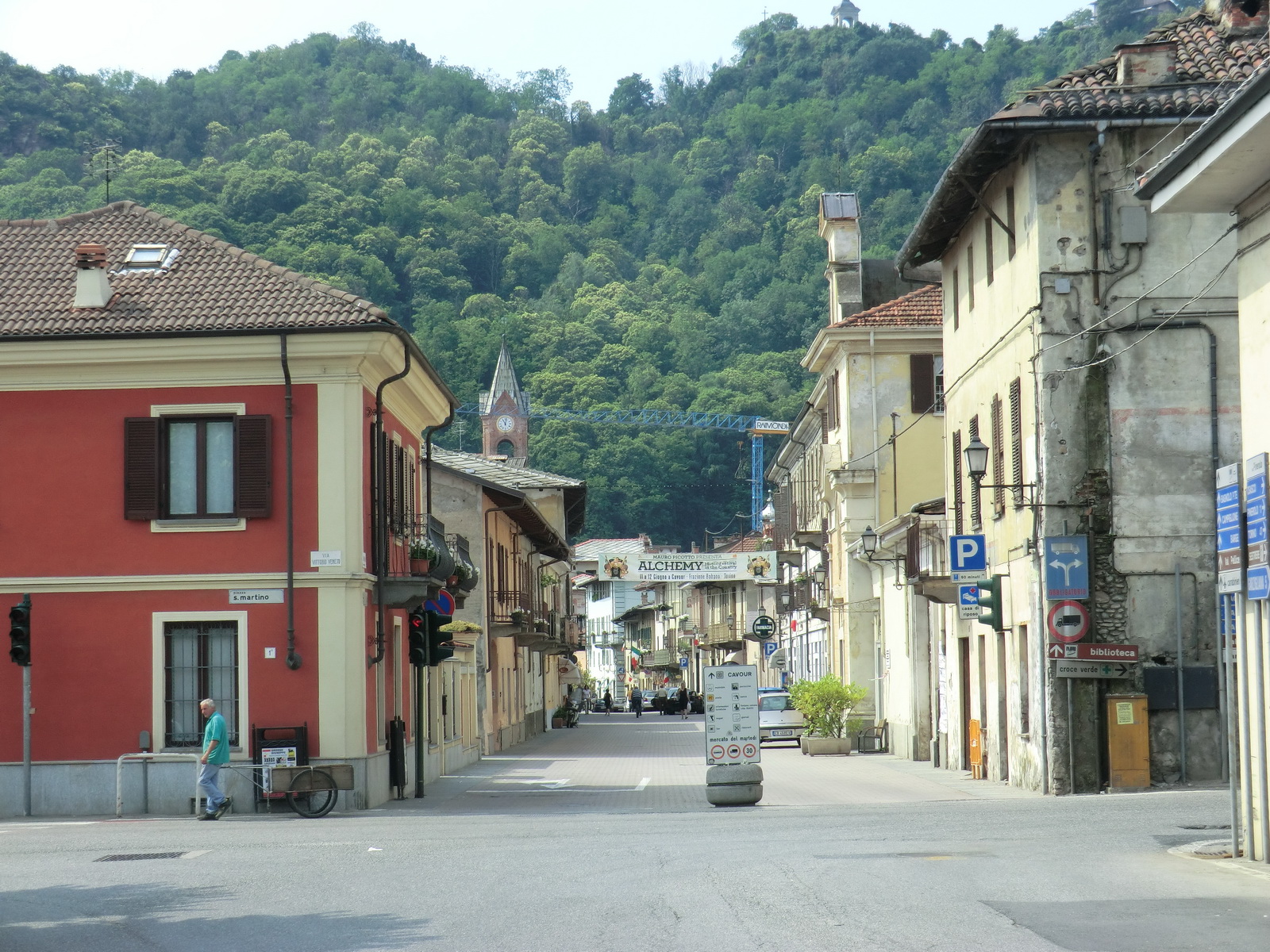 Cavour | village, commune - administrative division