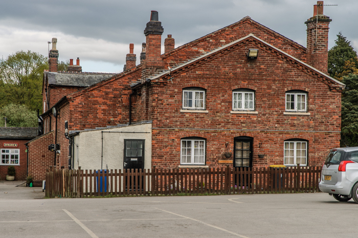 Fradley Junction Gallery, Shop and Marine