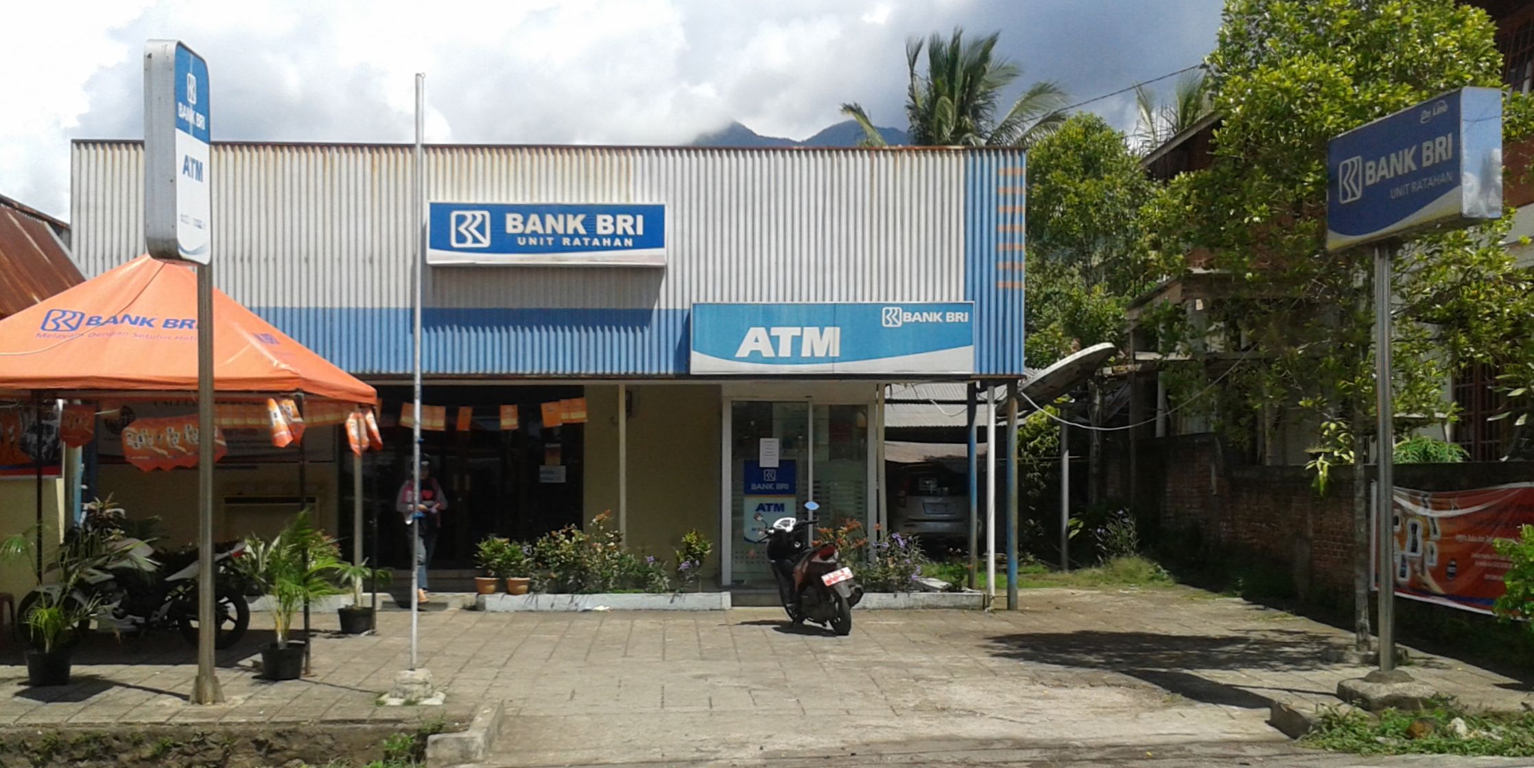 Bank BRI Unit Ratahan - Ratahan