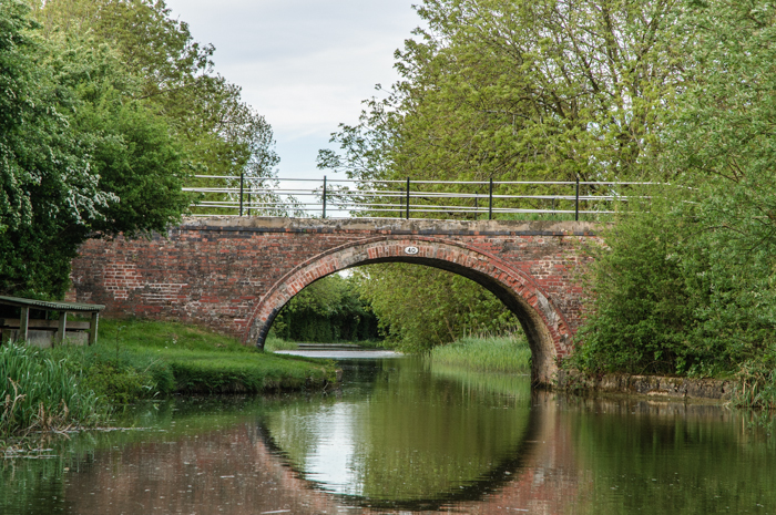 Mill Bridge 40, Grand Union Canal (Leicester Section) | footbridge