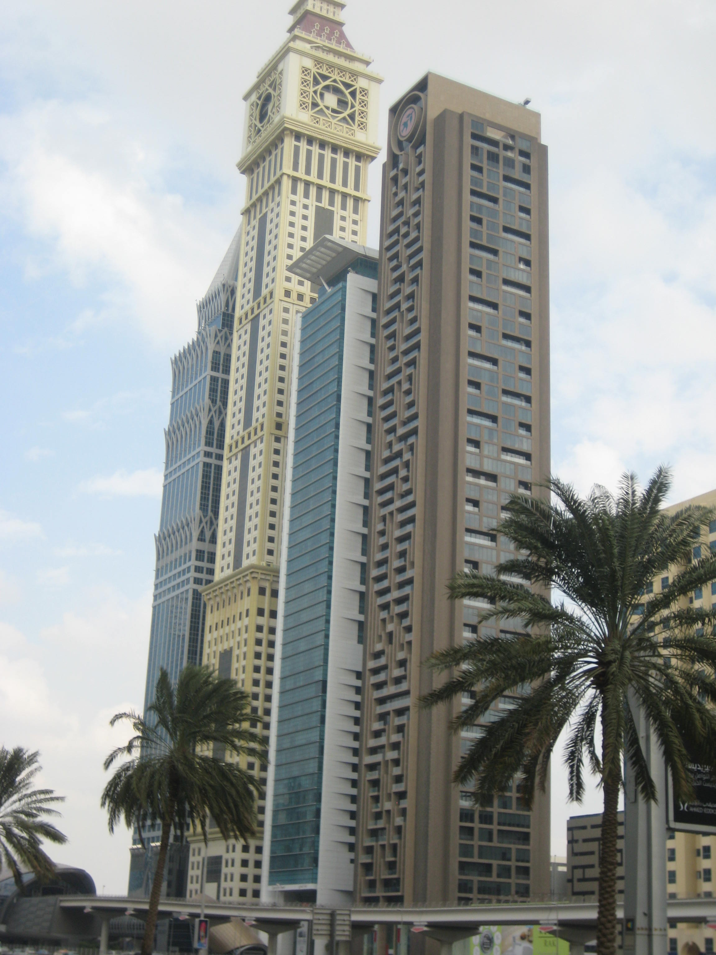 Maze Tower - Dubai