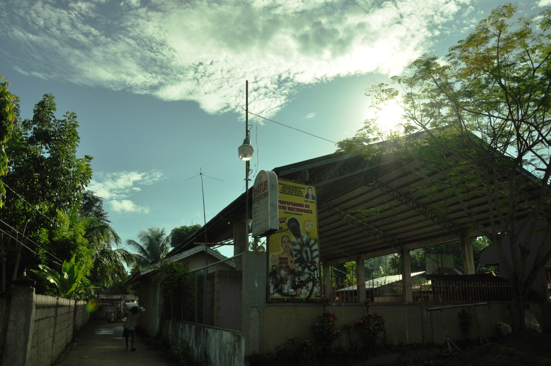 Barangay Hall & Covered Court - Ihatub