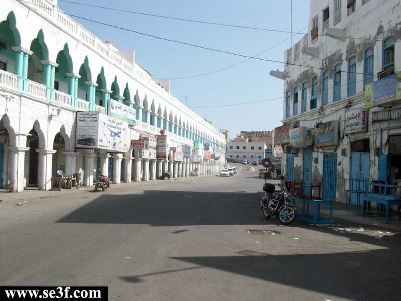 Al-Mukalla | city, capital city of state/province/region, seaport