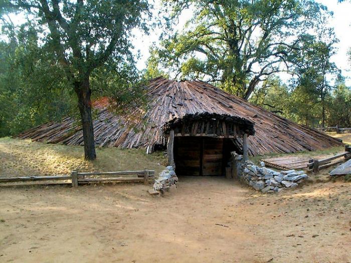 Chaw'se: Indian Grinding Rock State Historic Park
