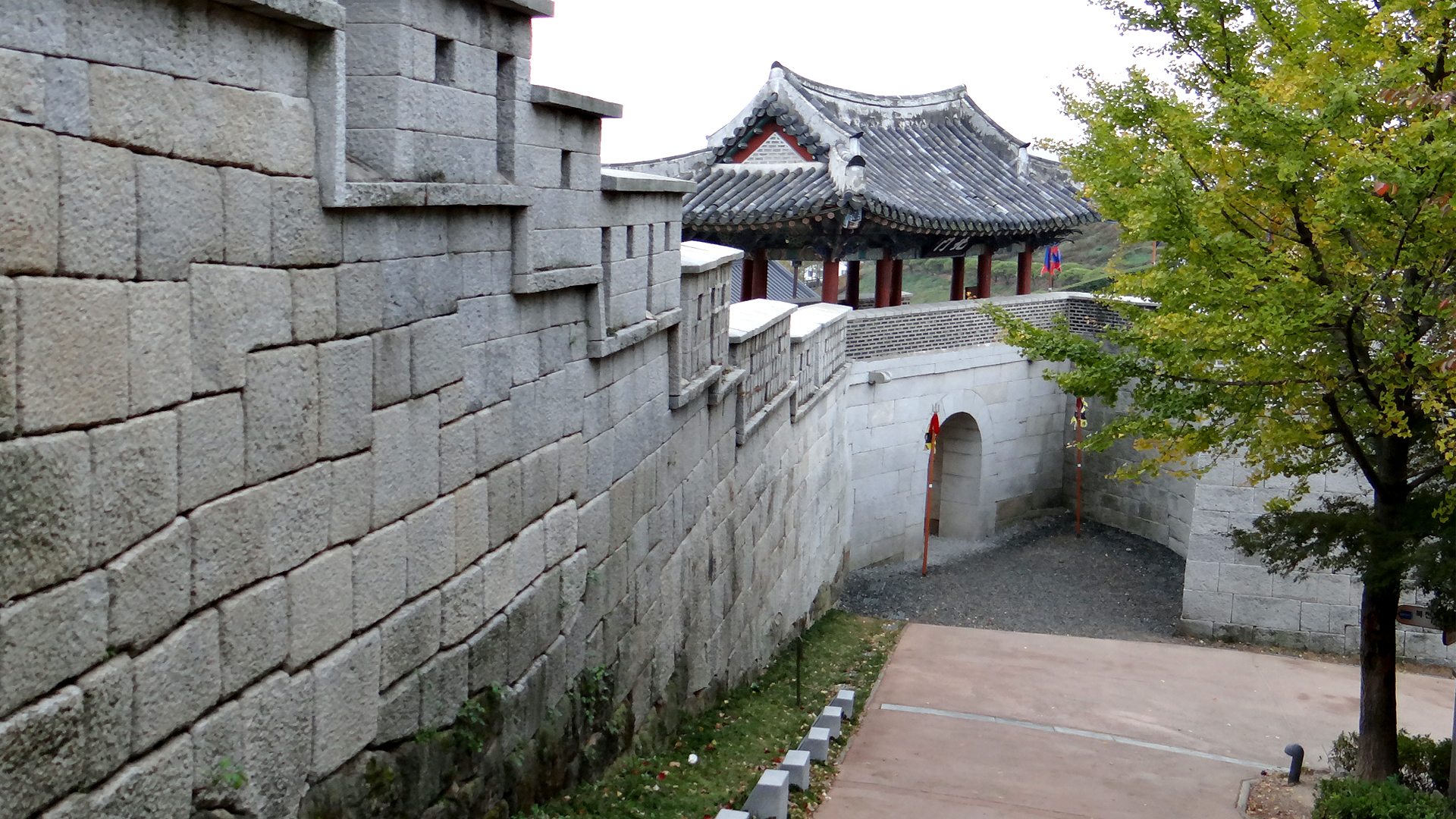 Dongnae-eupseong Fortress North Gate