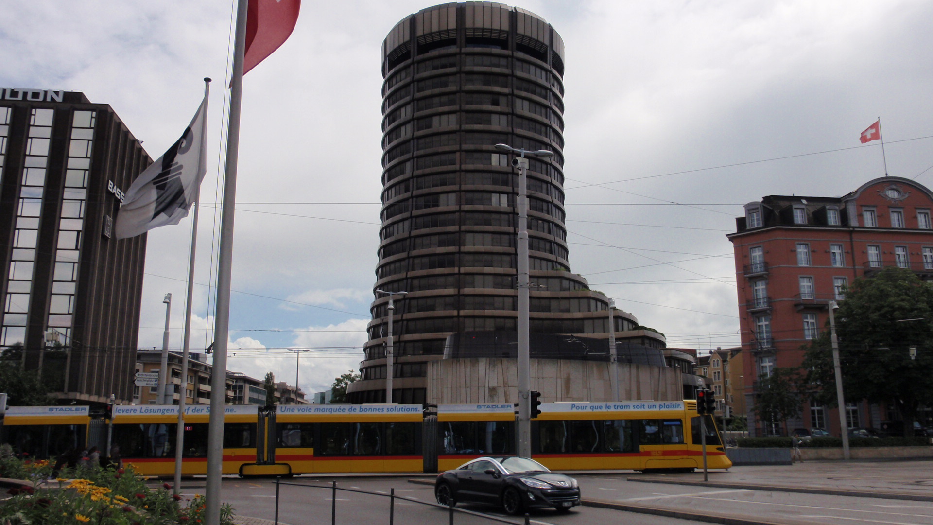 BIS tower - Basel | bank
