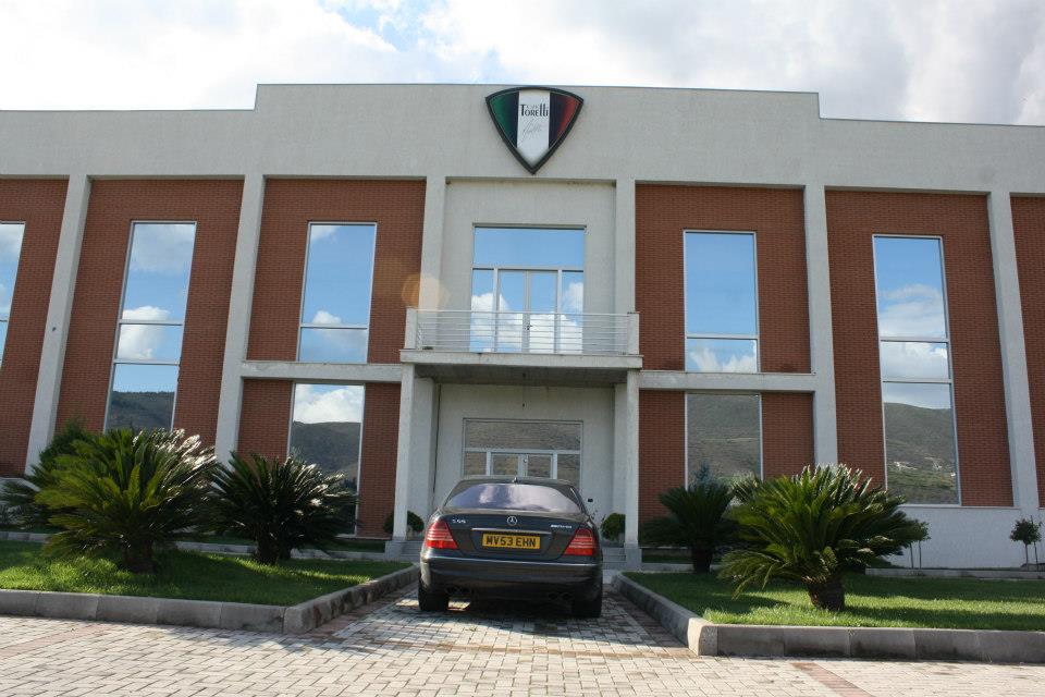 Caffe Torelli - Labinot - Fushë