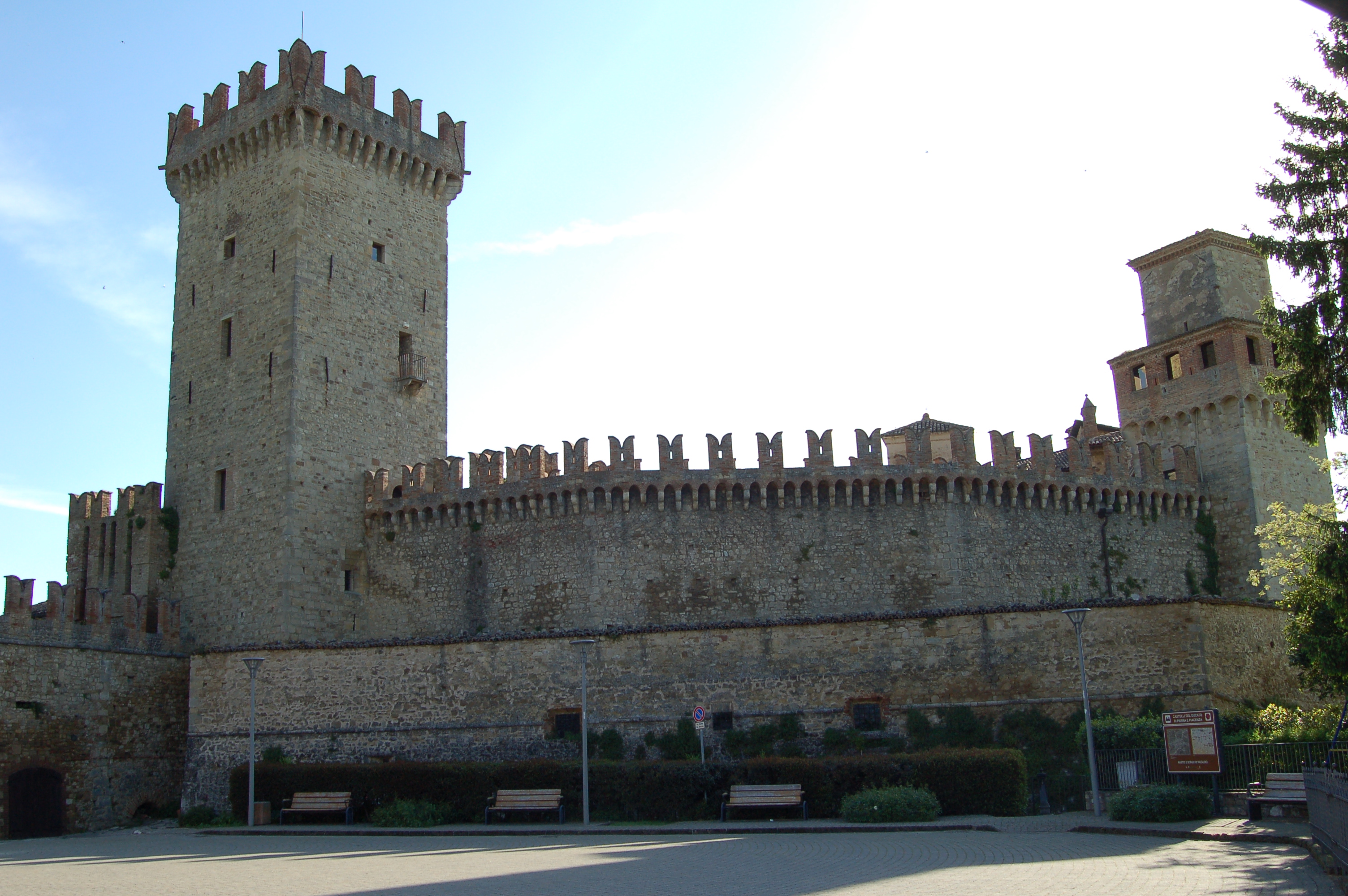 Castello di Vigoleno