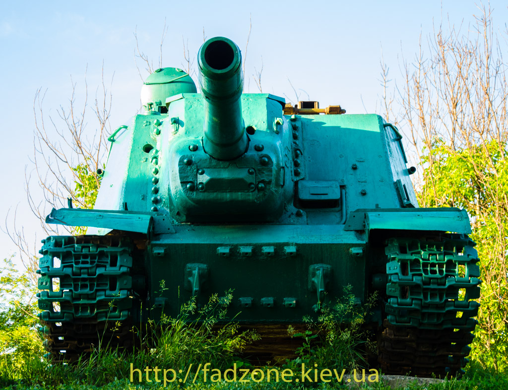 ISU-152 - Ivakhny