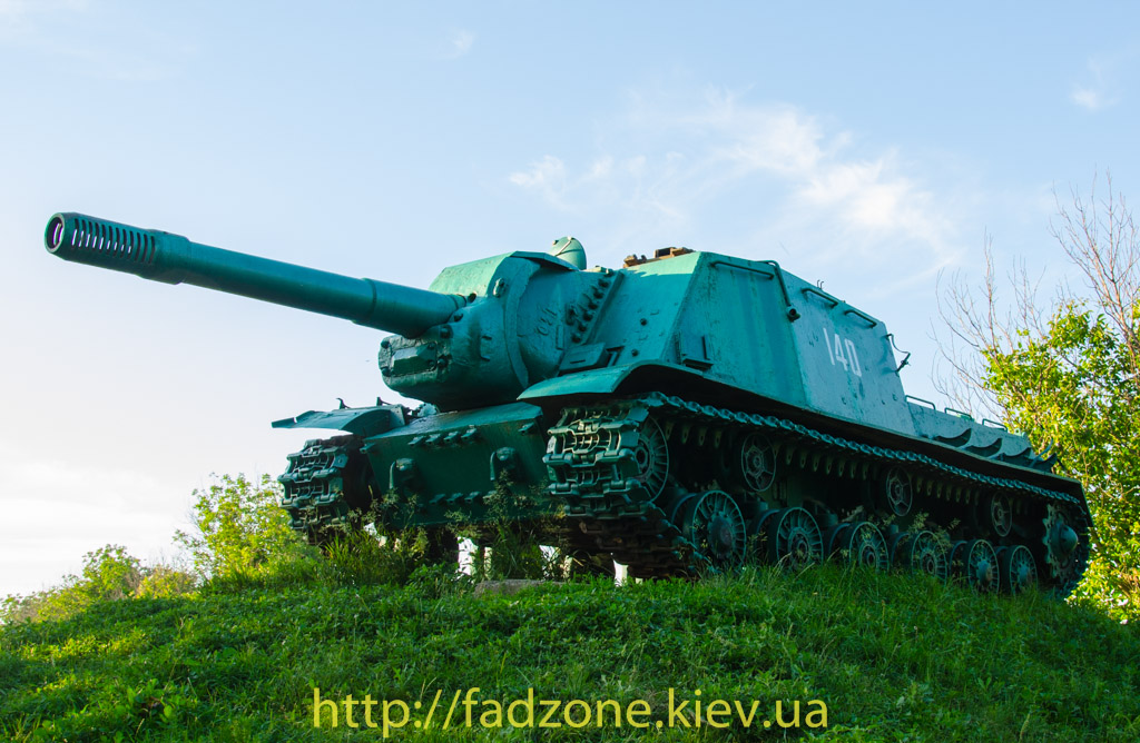 ISU-152 - Ivakhny