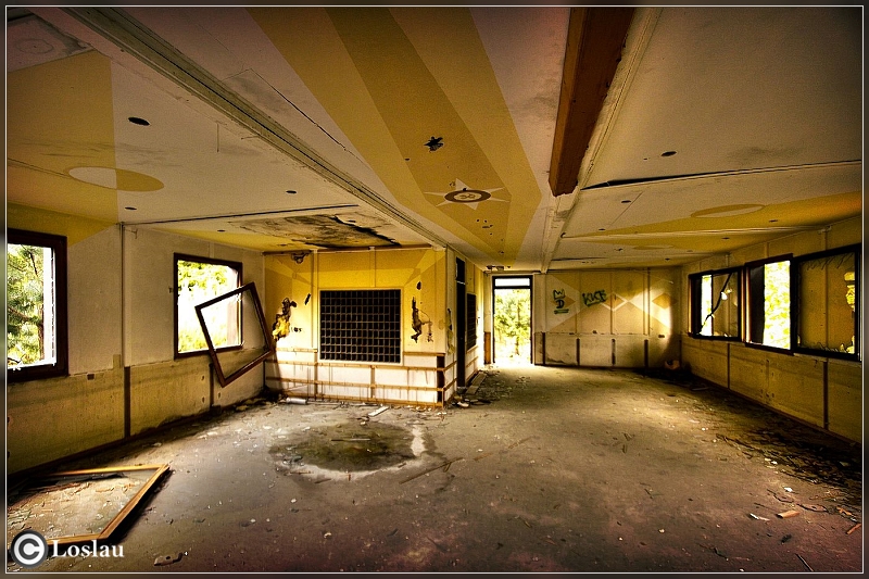 Arius Kaserne (English)