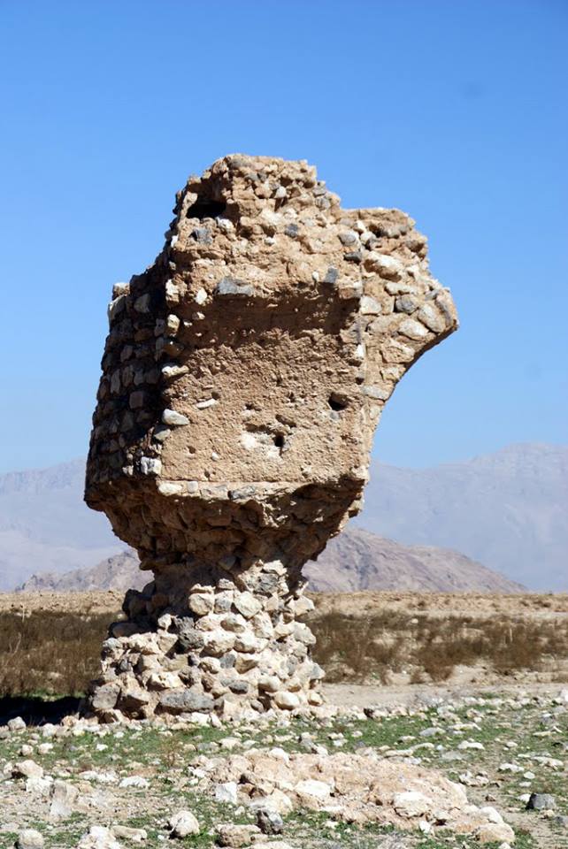 The remaining wall of the ancient city Darabgard - Darabgerd - The ...