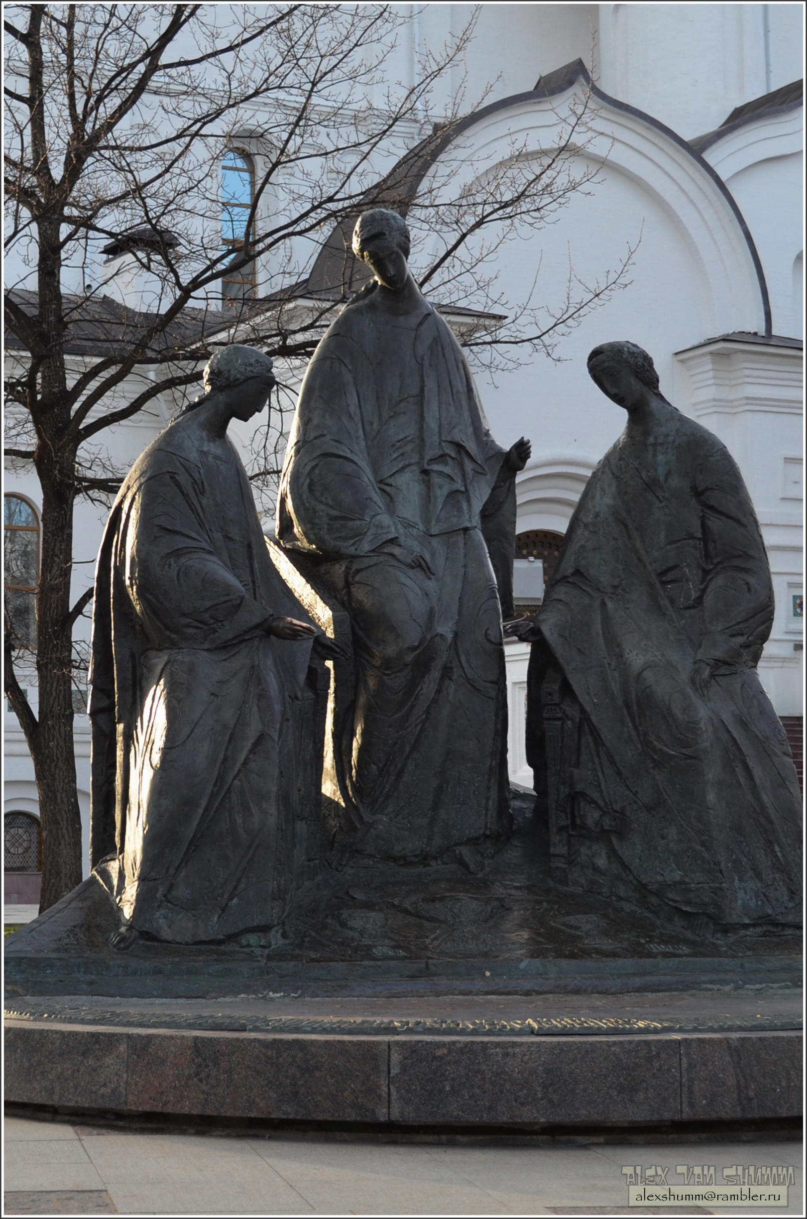 The Monument of the Holy Trinity - Yaroslavl