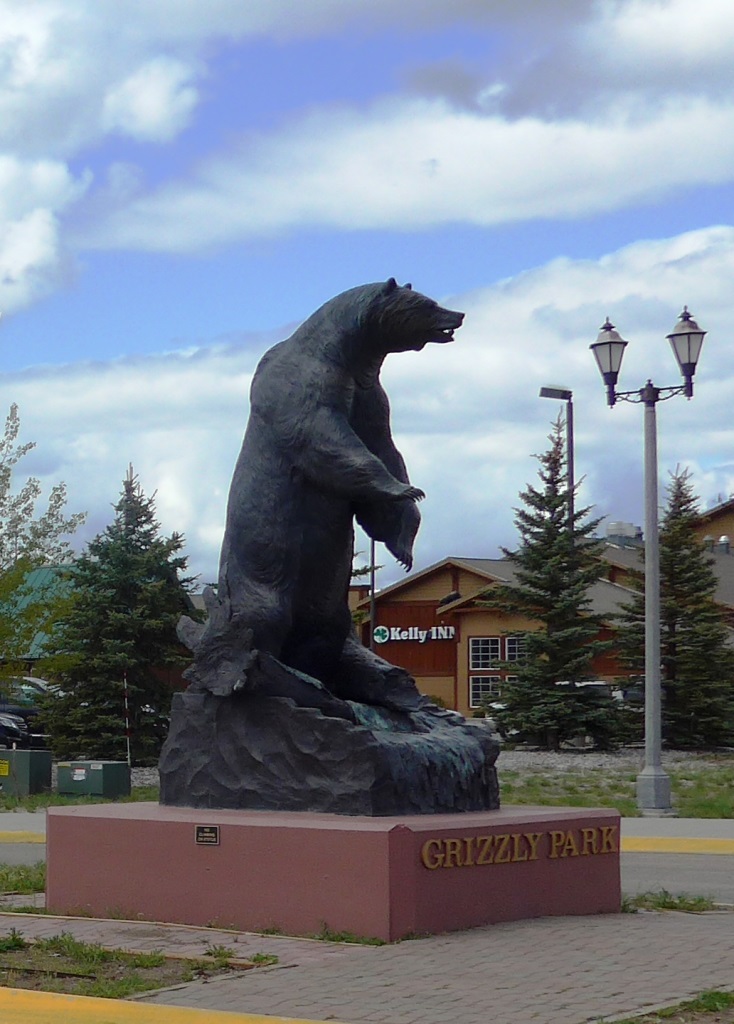 Statue of Grizzly Bear - West Yellowstone, Montana
