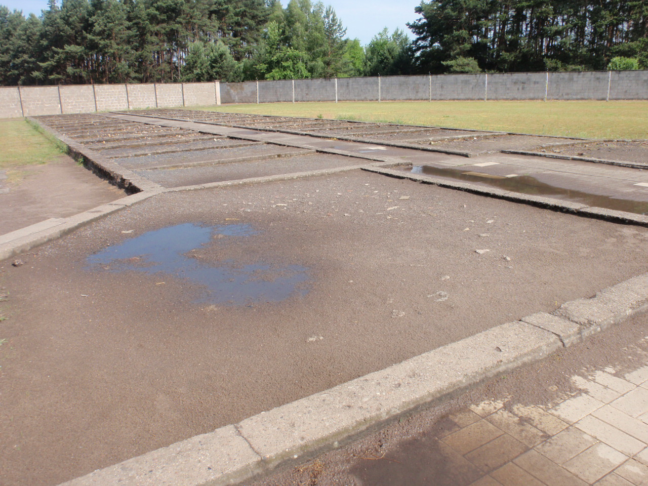 Destroyed part of the prison building