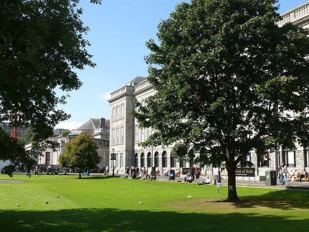 Book of Kells/The Old Library - Dublin
