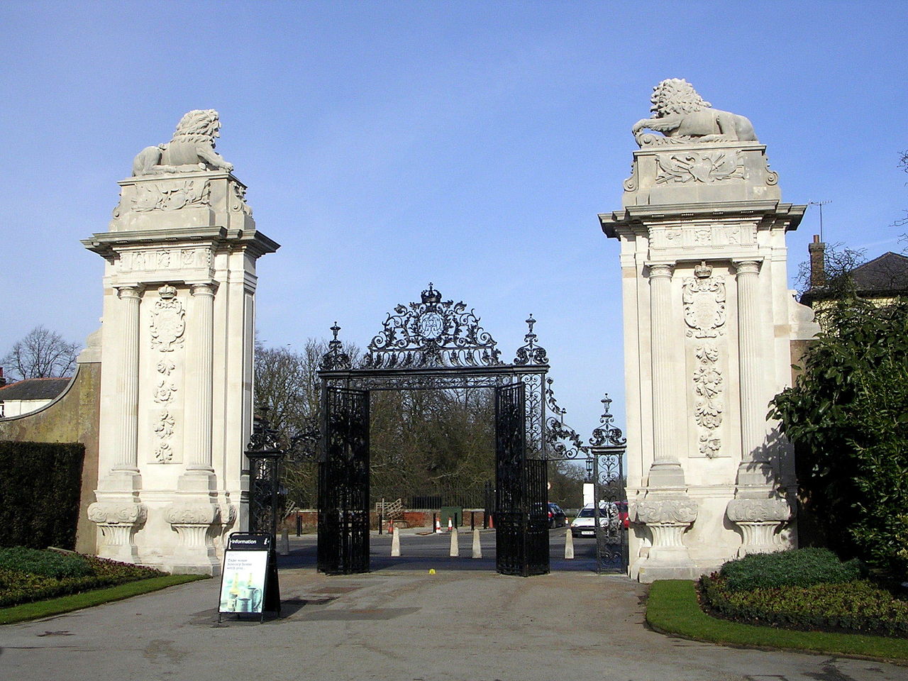 Lion Gate and Piers