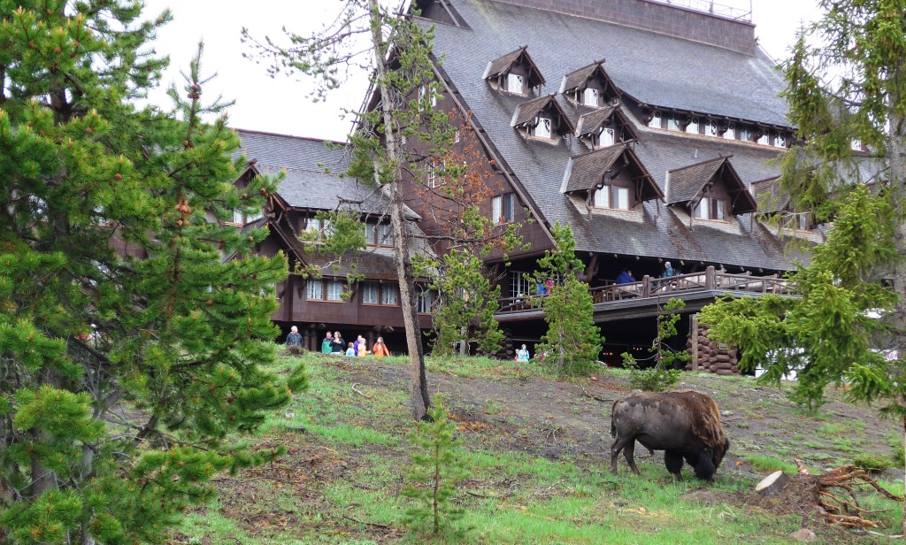 Old Faithful Inn
