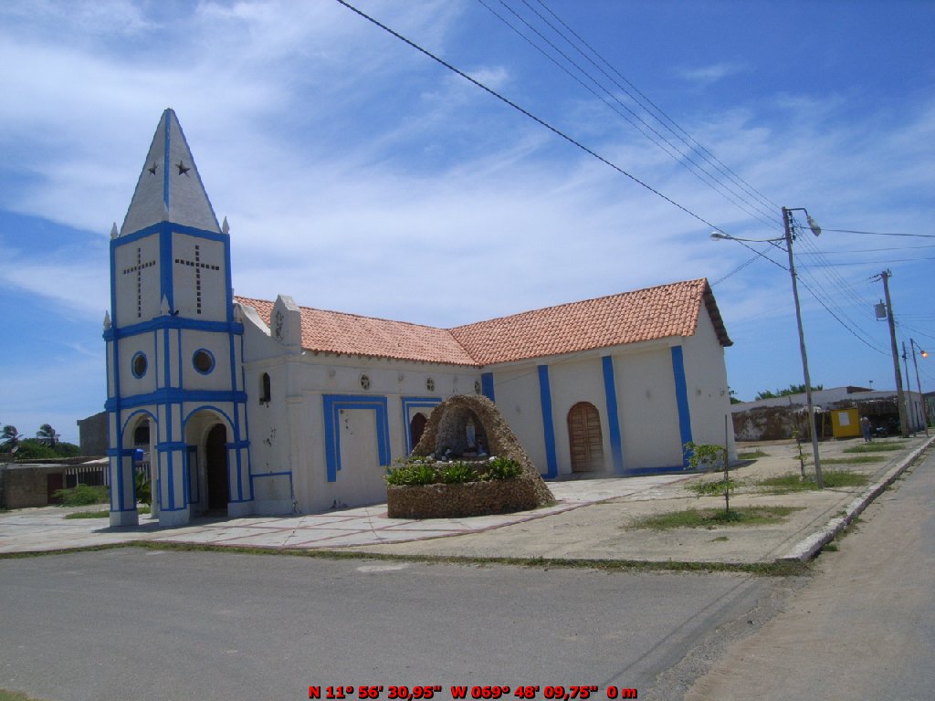 Templo Parroquial de Adícora - Adícora | iglesia, cristianismo ...