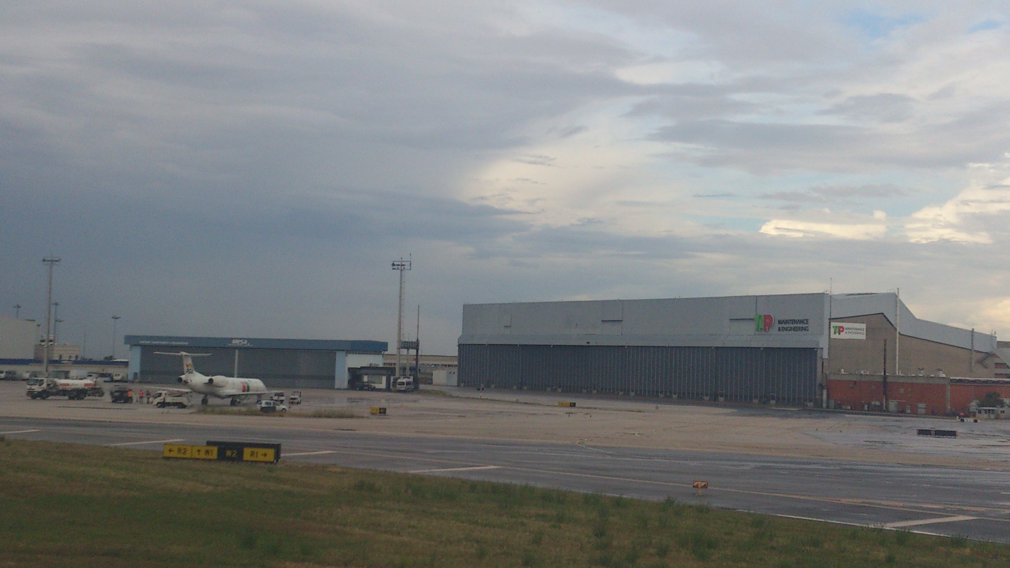 TAP Maintenance and Engineering Hangar 6 - Lisboa