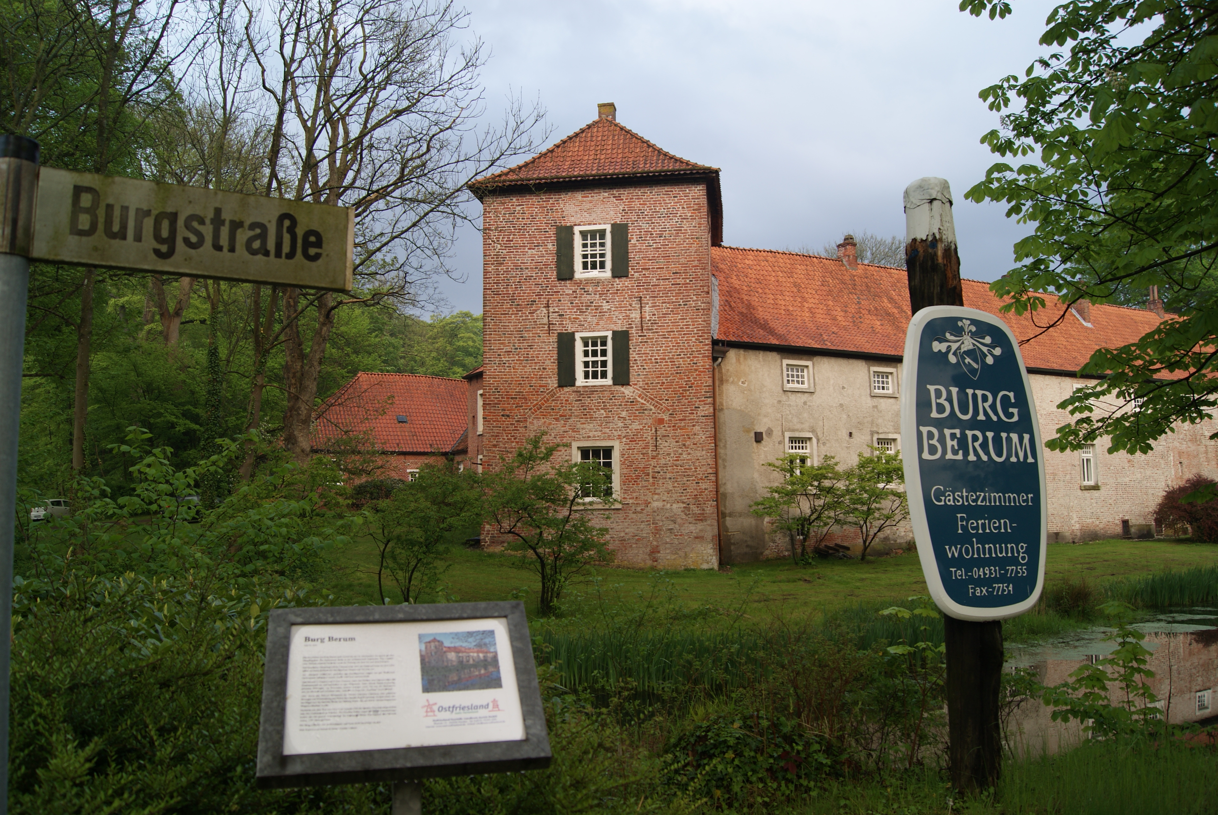 Burg Berum - Gemeinde Hage