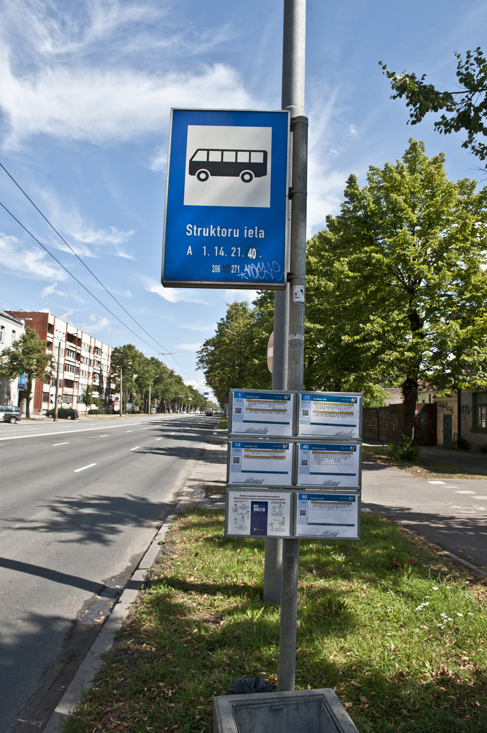 Bus stop "Struktoru iela" - Riga
