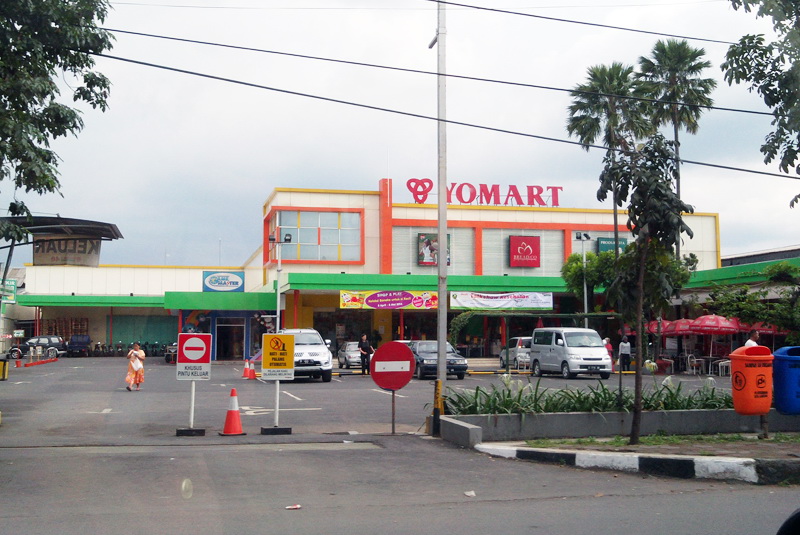 Yomart Head Office - Bandung