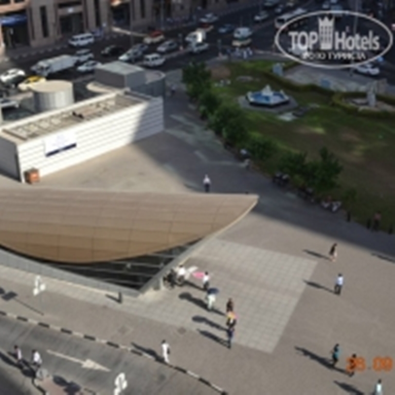 Baniyas Square Metro Station entrance - Dubai