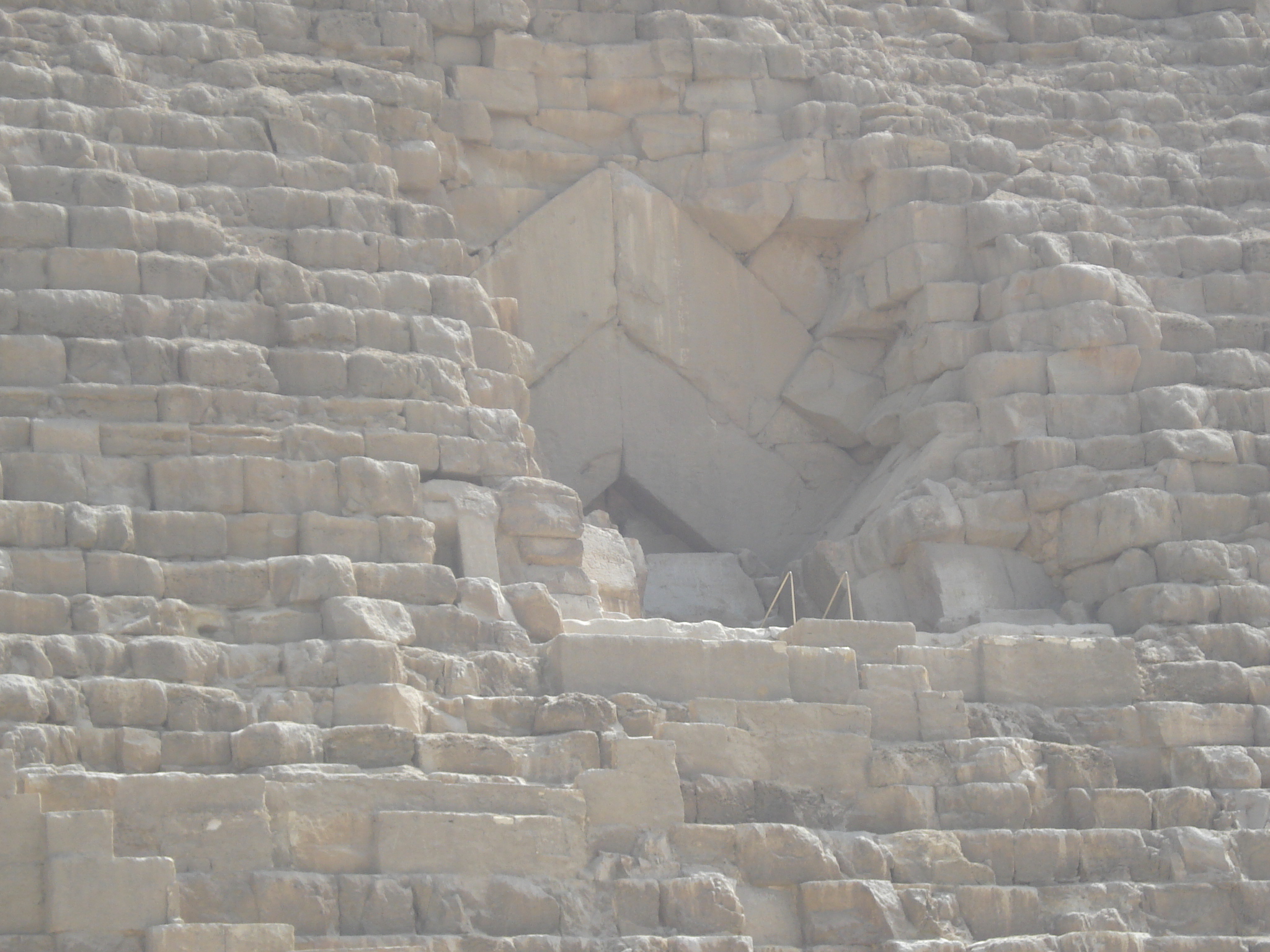 Entrée de la pyramide de Khéops - Гиза