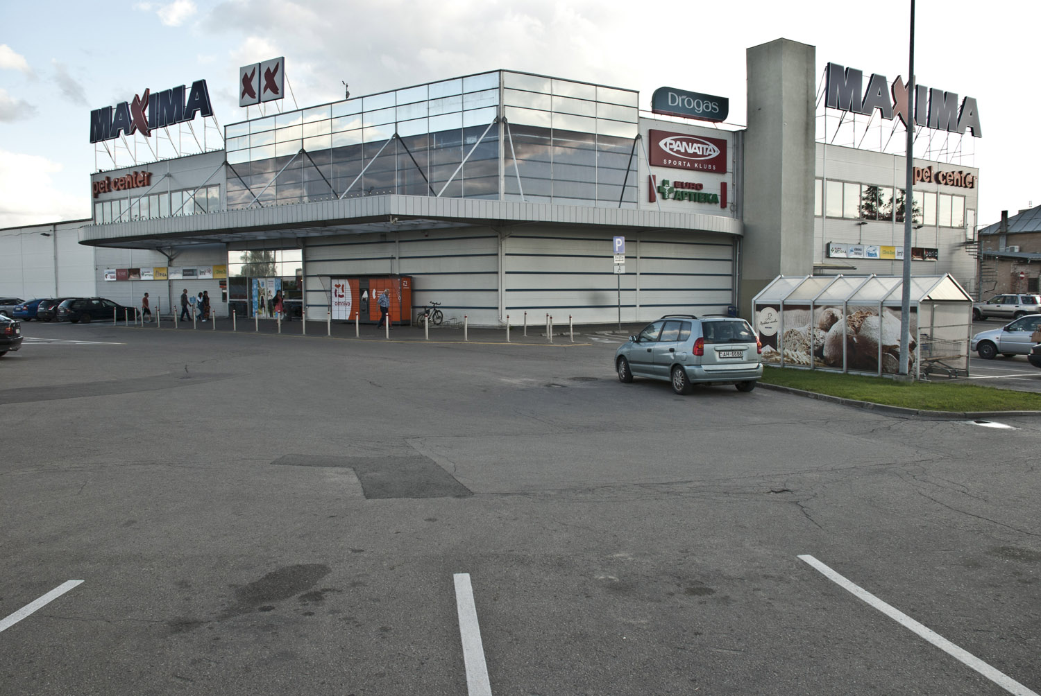 Shopping centre Maxima XX - Riga Mūkusalas Street, 73