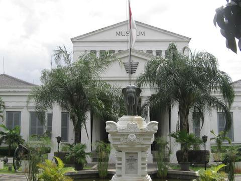 Patung Gajah Museum Nasional - DKI Jakarta