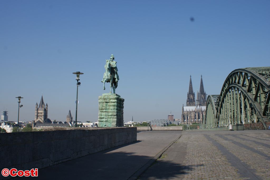 Standbild von Kaiser-Wilhelm I - Köln
