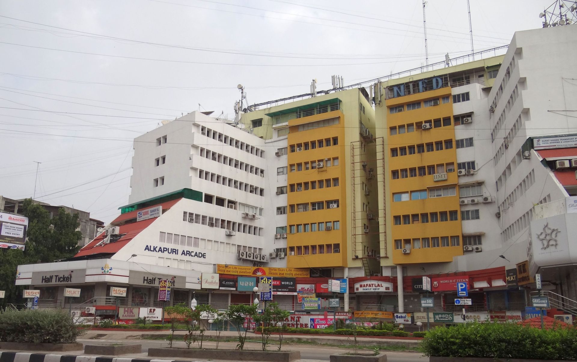 Alkapuri Arcade - Vadodara