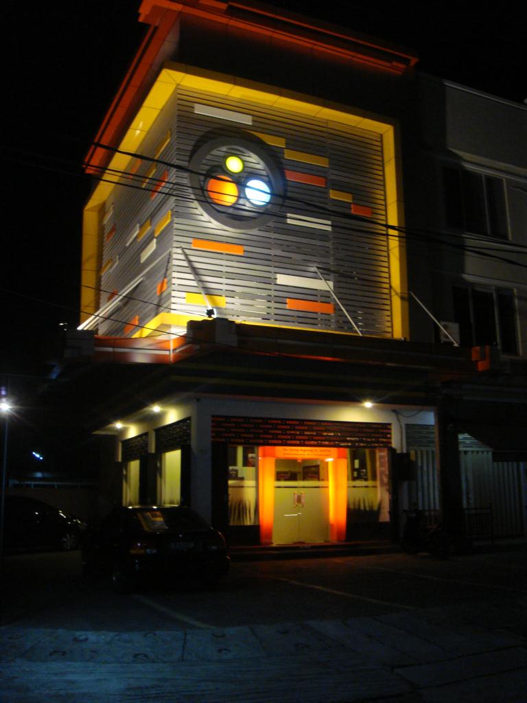 Dokter Kandungan Surabaya - Dr. Greg Agung, SpOG - Surabaya